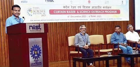 CSIR-NIIST holds science outreach prog for students