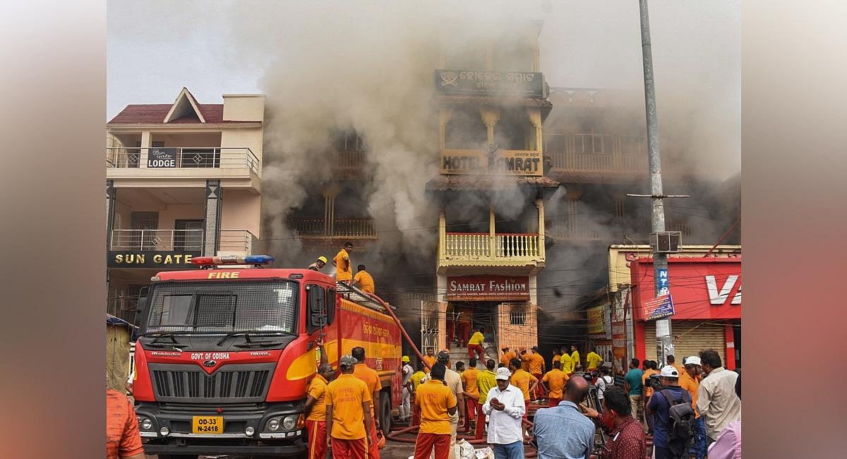 Odisha: Massive fire in market complex near Srimandir, 350 evacuated