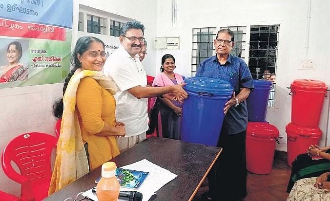 Ravipuram division shows way for garbage disposal at source