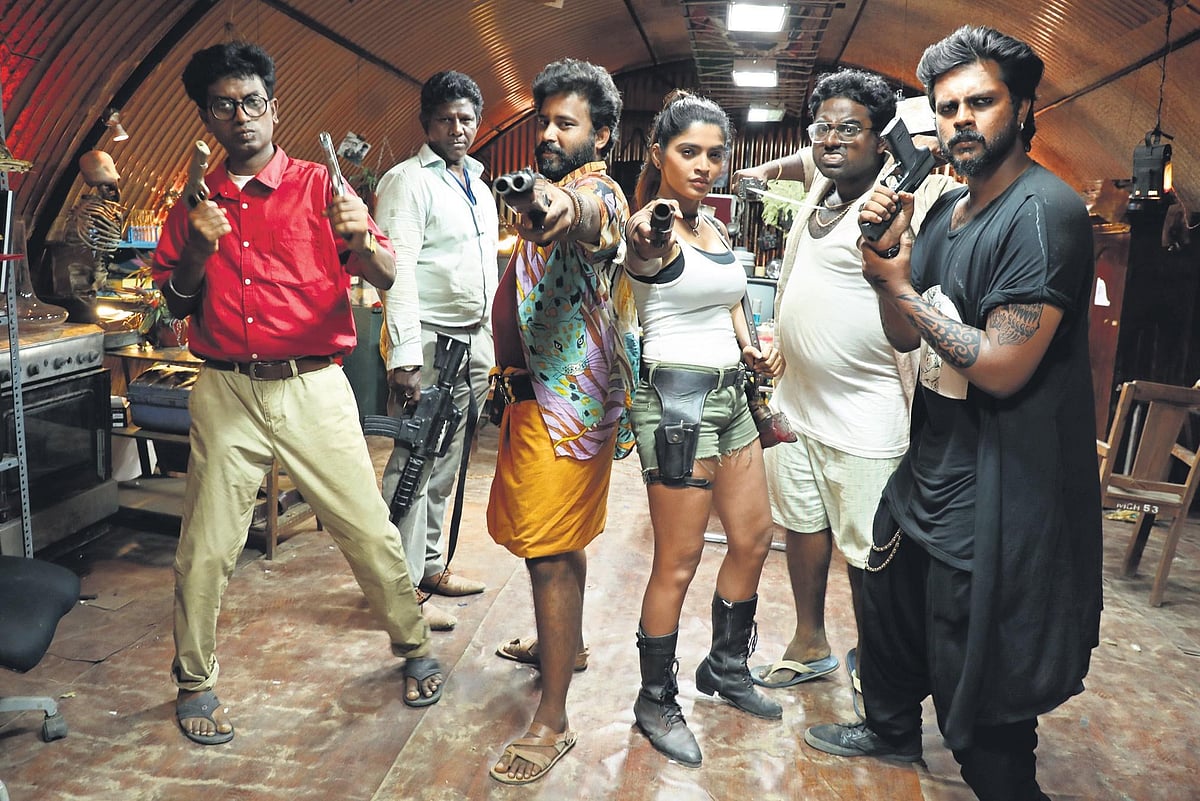 'Pallu Padama Paathuka' movie review: The ineffective humour is more ...