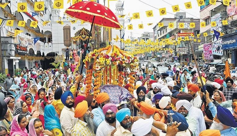 Sikhs celebrate Vaisakhi with devotion and gaiety