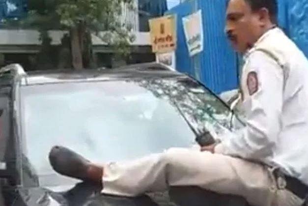 'Drug-addict' jumps signal, drags Navi Mumbai traffic cop '19-kms on ...