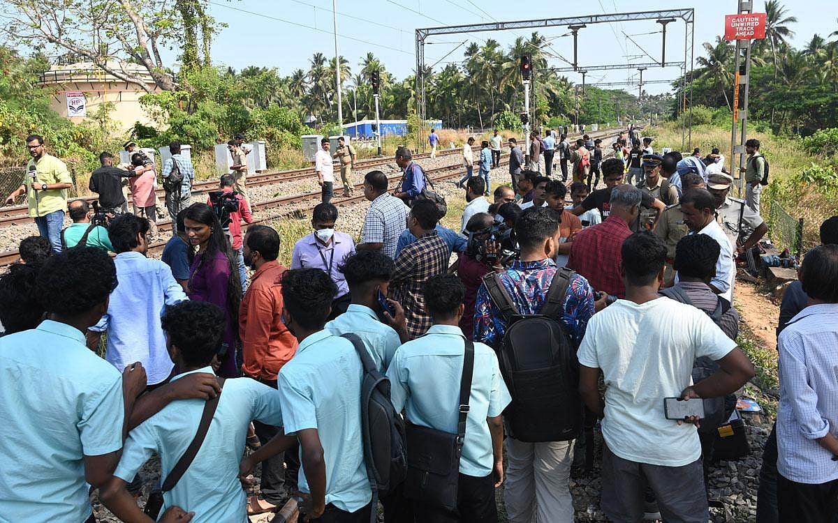 IN PHOTOS | Arson attack on train in Kerala's Kozhikode: All you need ...