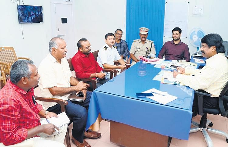 Karaikal administration in TN mulls procurement of patrol vessels to ...