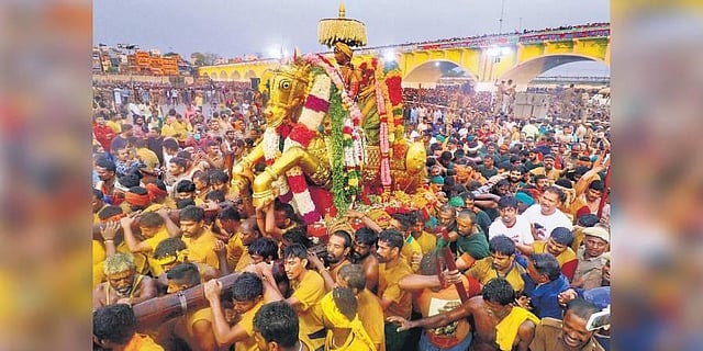 Madurai celebrates Chithirai festival with traditional Kallalagar ...