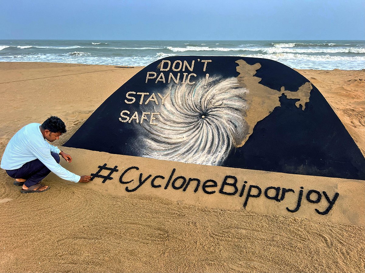IN PHOTOS | Impact of Cyclone Biparjoy
