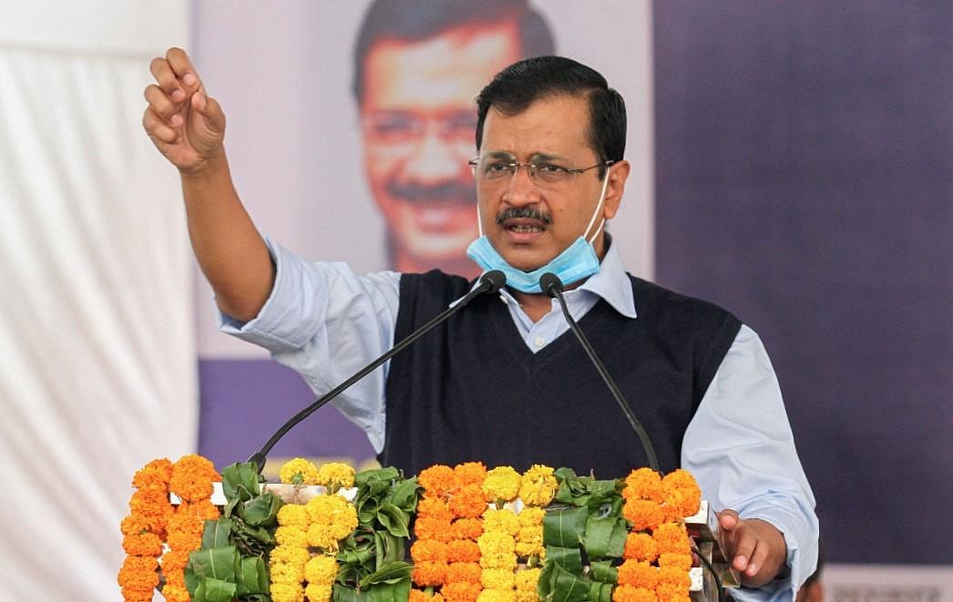 Kejriwal cites article by ex-SC judge to criticise ordinance on services