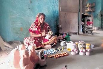 Clay artisans in Odisha look to sell well during Rath Yatra