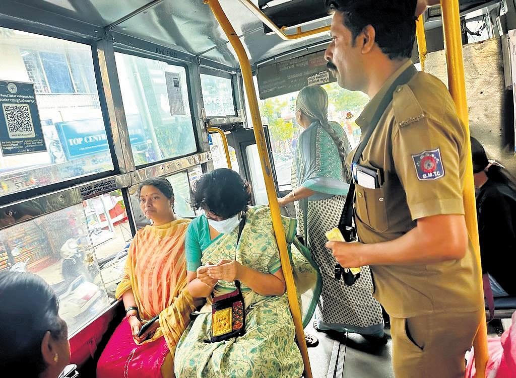 BMTC MD rides bus to assess staff, passenger issues after Shakti scheme ...