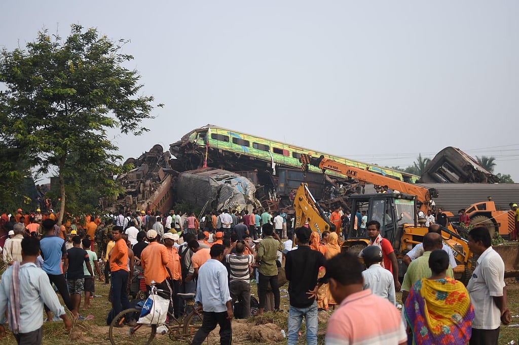 Stunned silence from passengers as Vande Bharat crosses Odisha triple ...