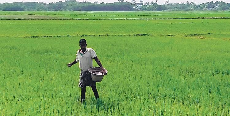 Fasal Bima Yojana looting farmers, alleges Karnataka MLA BR Patil