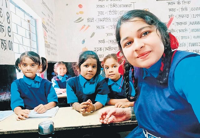 Government school teacher in Raipur dons uniform to break ice with students