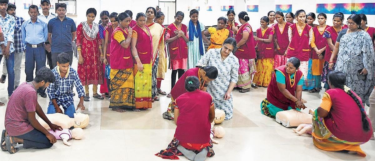 A lifesaver in every sense: Dr Shivranjani Santosh imparts life-saving ...