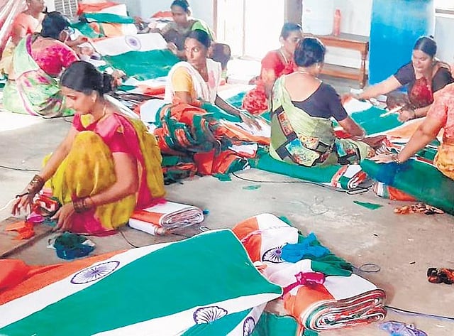 Independence Day order: Sircilla in full swing to produce 75 lakh flags