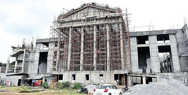 Poor quality material being used in Kaloji Kalakshetram construction?