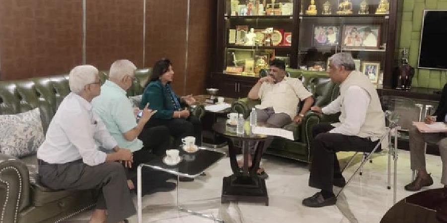 Biocon founder meets DKS, discusses Brand Bengaluru initiative