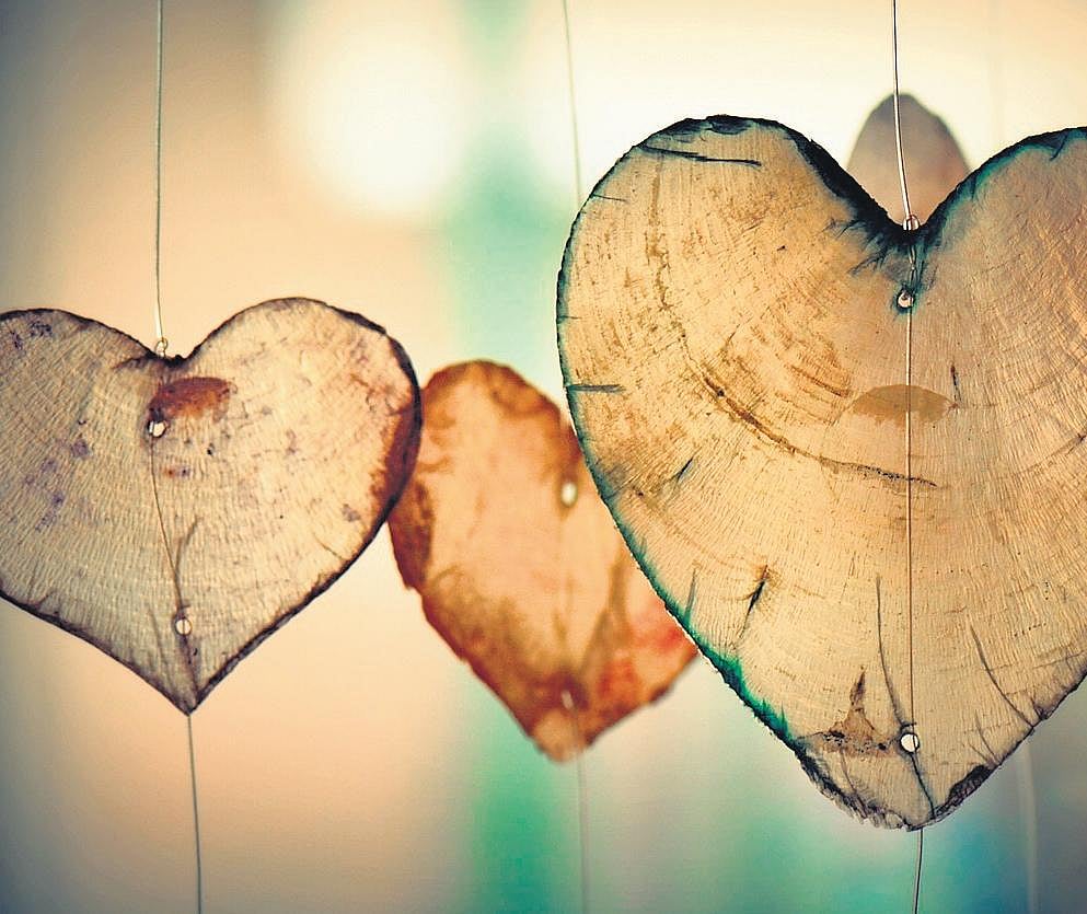 Jawaria from Karachi reaches India via Attari to marry Kolkata’s Sameer