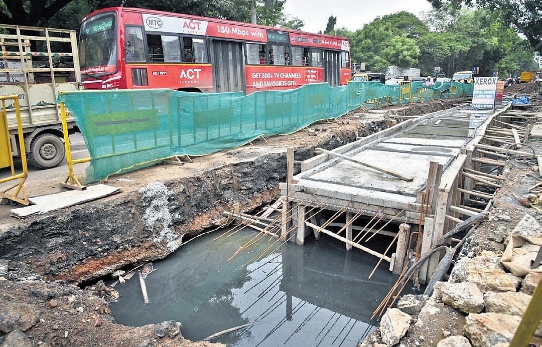 MTC fights traffic pain as Metro, corporation works eat into road space ...