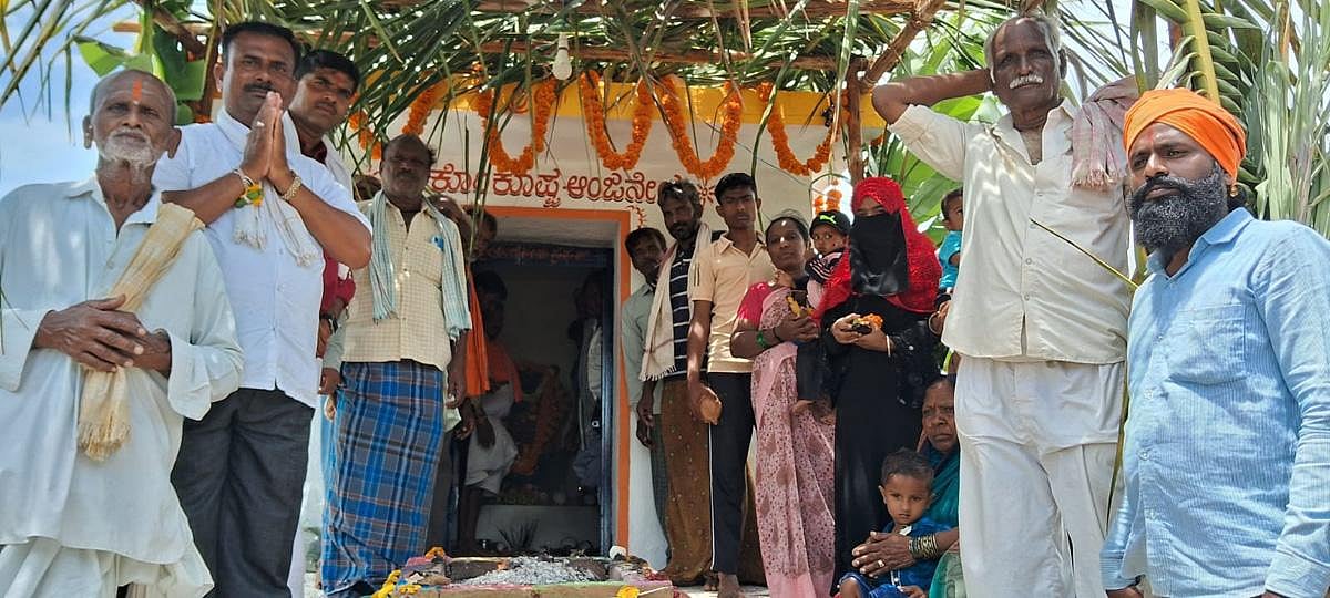 A temple in Gadag where Muslims perform priestly duties