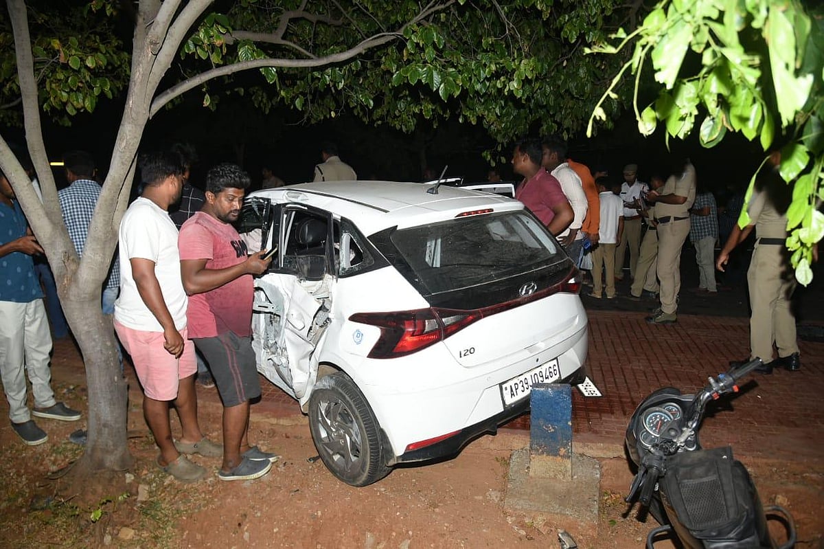 Three, including a couple, killed in a road accident in Visakhapatnam