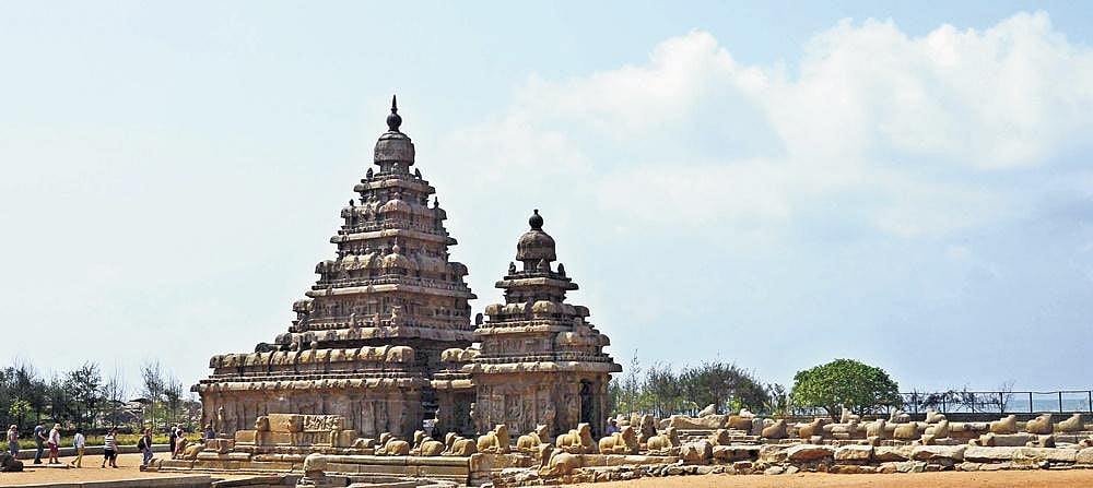 Sea change: Shore Temple sculptures on Mahabalipuram coast undergo ...