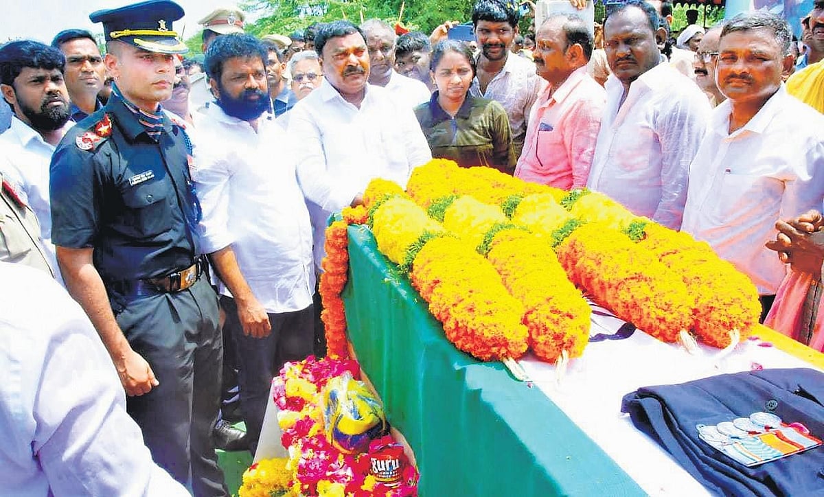 Last rites of AP soldier held with military honours