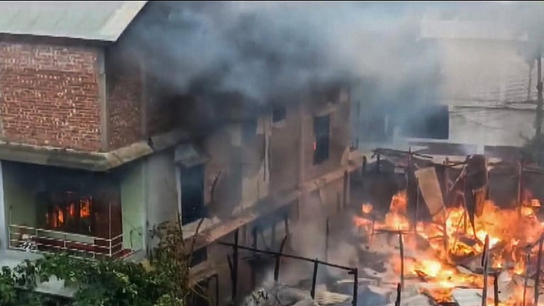 Fresh violence in Manipur's Imphal, two houses torched