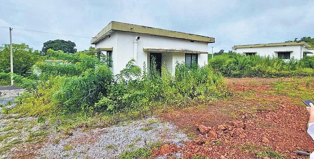 Govt inefficiency: NGO to renovate homes meant for endosulfan victims