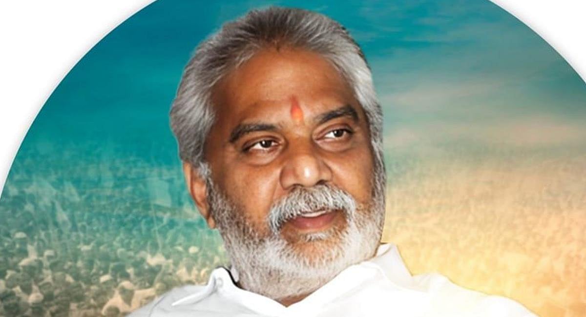 YSRC rejig: Malladi Vishnu chooses to remain silent