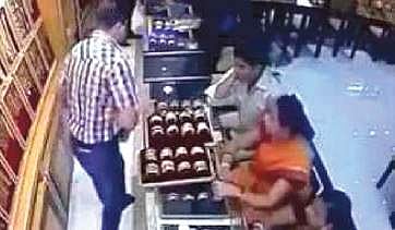 Jewellers destroy CCTV footage to foil I-T raids