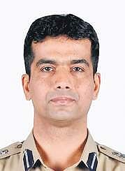 Karnataka IPS officer Shetty’s last rites performed
