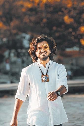 'Thani Malayalam' from Singer Sooraj Santhosh’s solo album titled ‘The ...