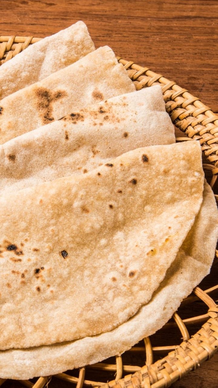Stale Food । शिळी चपाती खाणेही आहे आरोग्यासाठी फायदेशीर ; जाणून घ्या ...