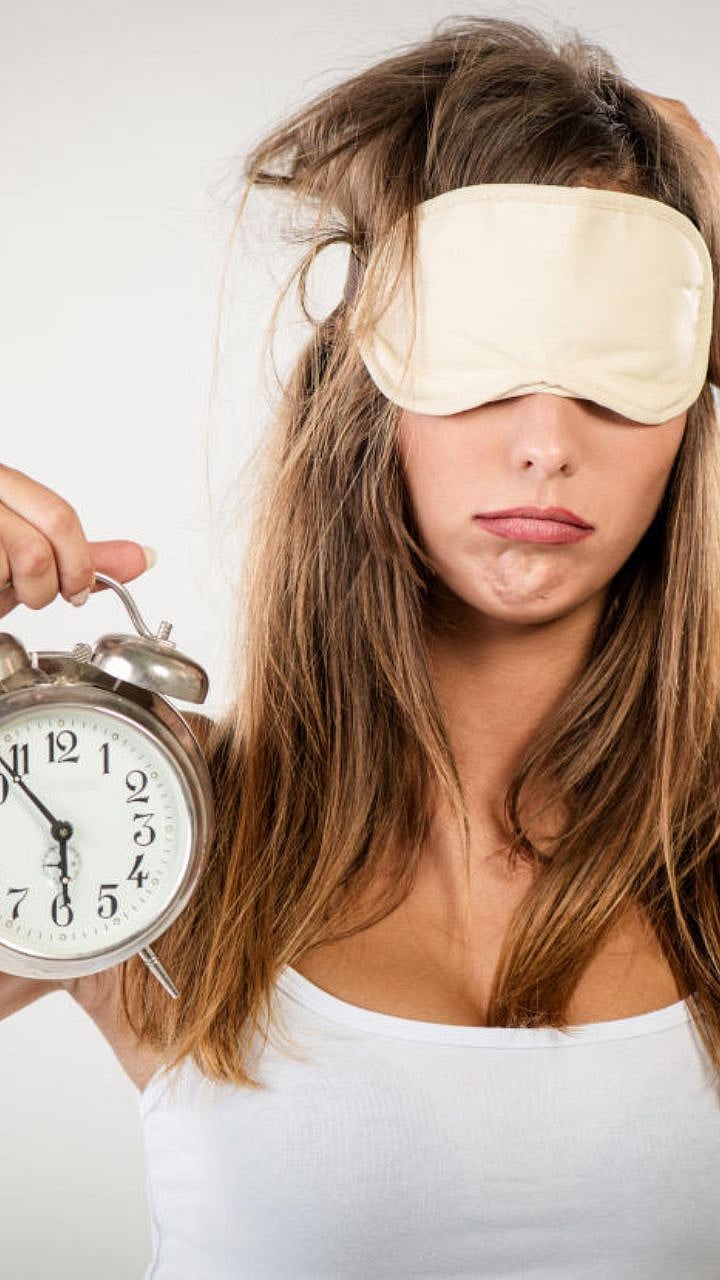 Lack Of Sleep । कमी झोपमुळे उद्भवतील आरोग्याच्या समस्या । Lack of Sleep ...
