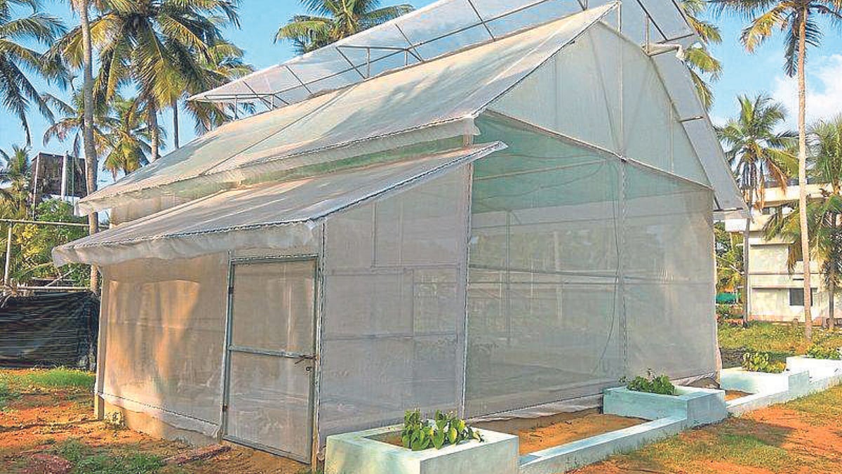 Refractble roof poly house for more Crop Production even in climate ...