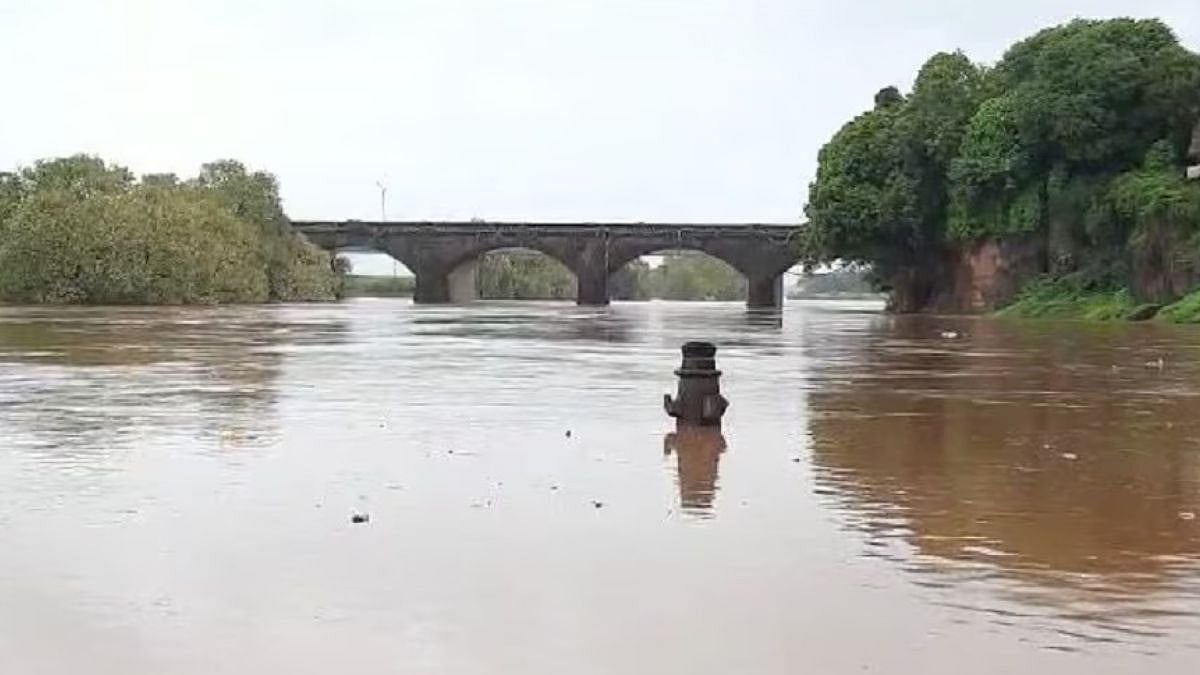 Kolhapur Rain Update । कोल्हापूरच्या पश्चिम भागात पावसाचा जोर । Heavy ...