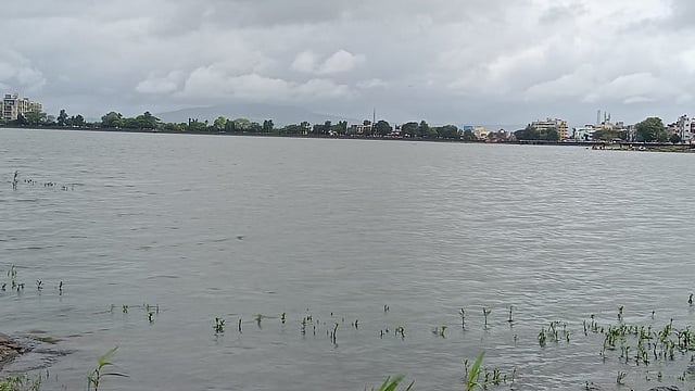 Kolhapur Rain : कोल्हापुरात नद्यांच्या पाण्याने शिवार व्‍यापले|River ...