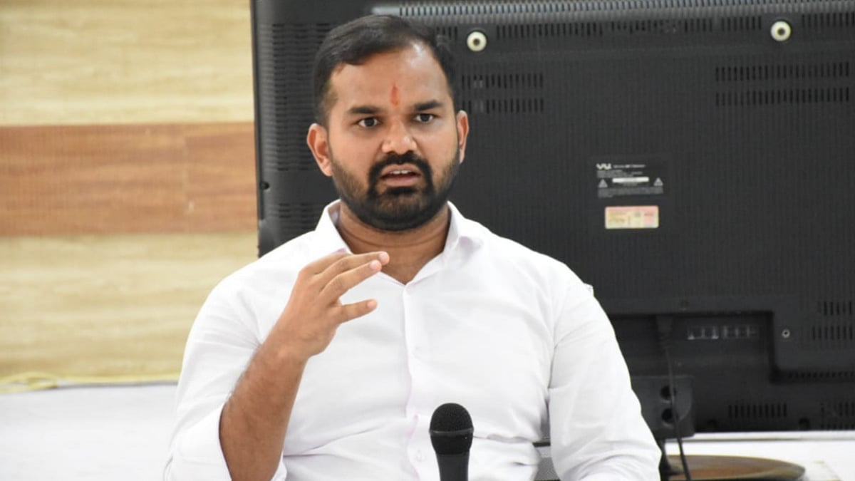 Oxygen । ‘ऑक्सिजन कायमस्वरूपी विकत घ्यावा लागू नये’ । Chhatrapati Sambhaji nagar Commissioner g ...