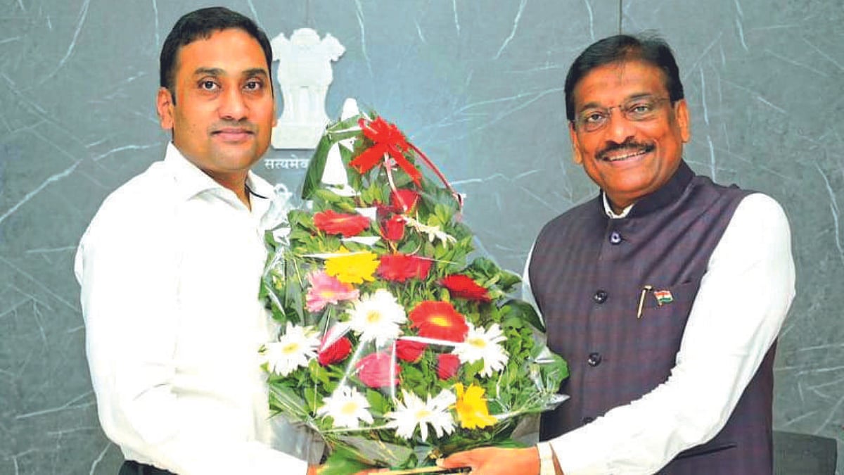 Drought Review । गेडाम यांनी सूत्रे स्वीकारताच घेतला दुष्काळाचा आढावा ...