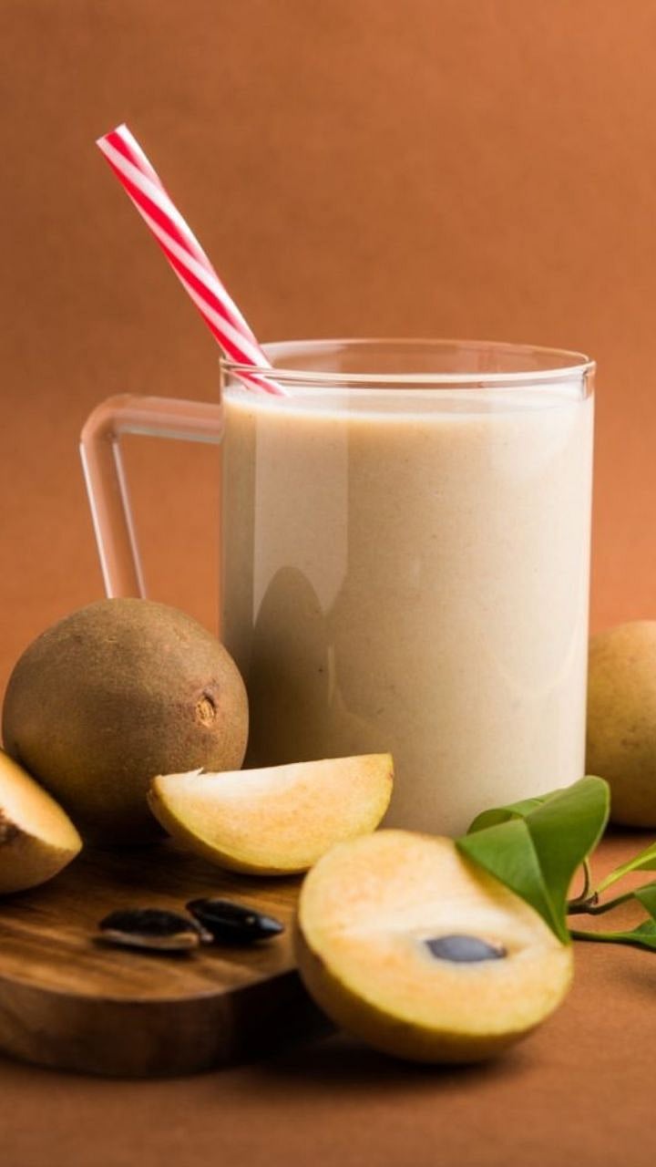 Benefits Chikku : हिवाळ्यात चिक्कू खा आणि आजार पळवा|Benefits of eating ...