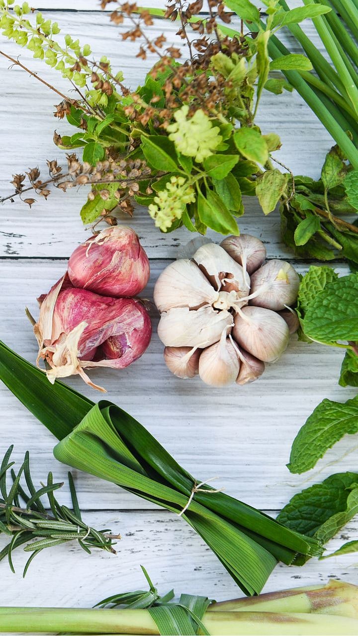 Green Spices : पदार्थांचा स्वाद वाढविणारे हिरवे मसाले|Green spices that ...