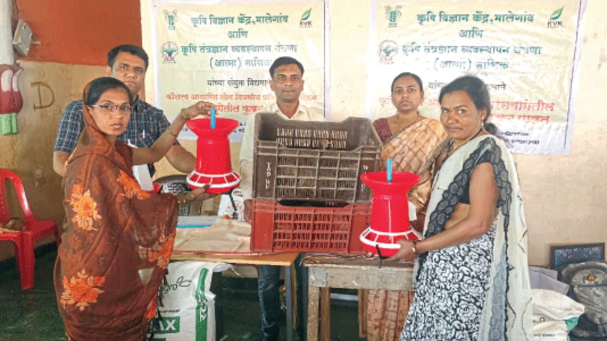 Poultry Training | कळवणमधील महिलांना कुक्कुटपालनाचे धडे | Poultry ...