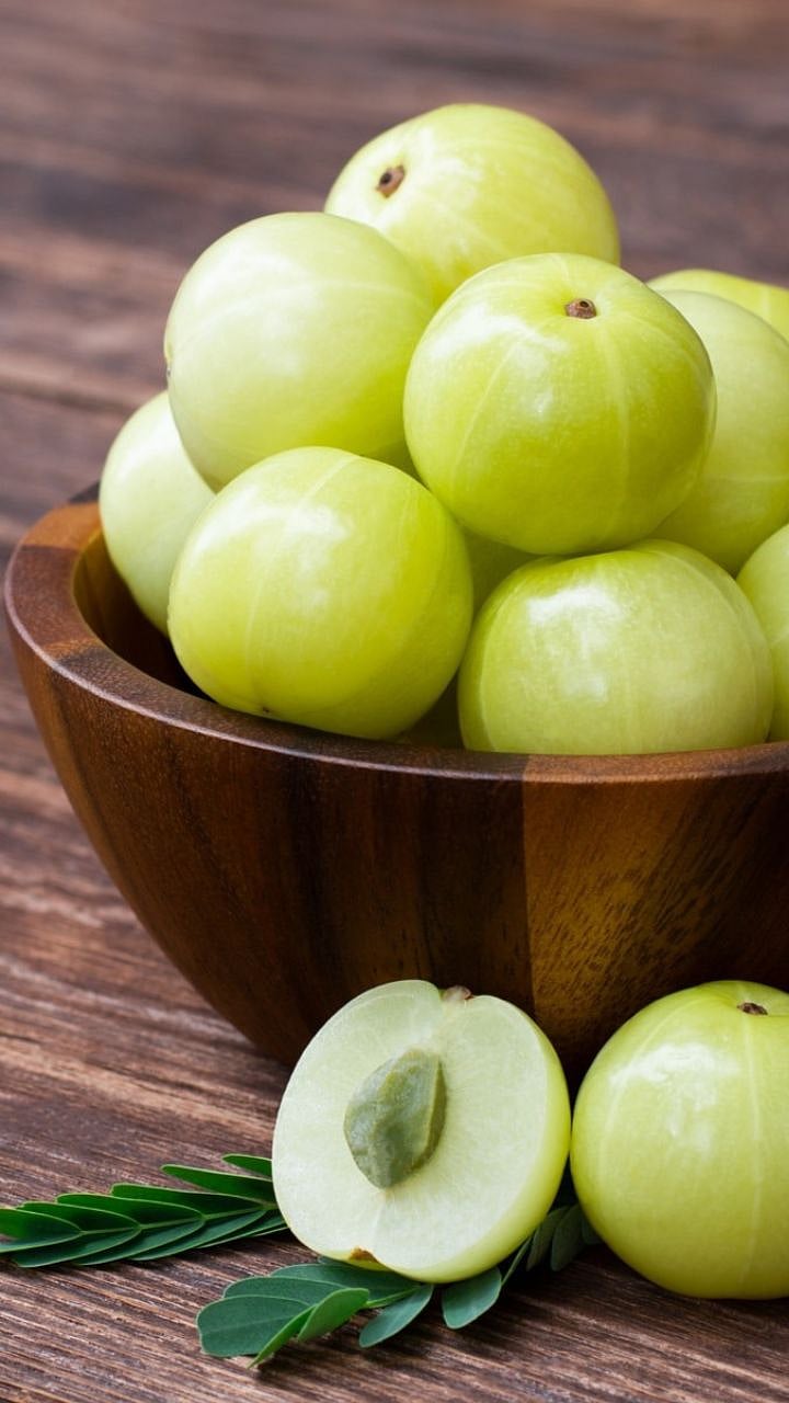 Amla Benefits : तुम्ही रोज एक आवळा खाल्ल्याने काय होईल?|advantages ...