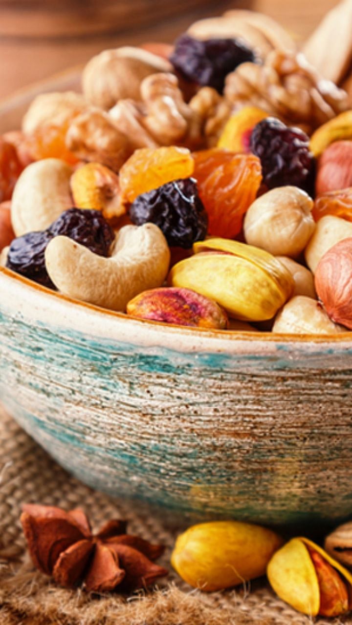 Dry fruits benefits|हे ५ ड्राय फ्रूट्स खा!; शरिरात वाढेल रक्त |If you ...