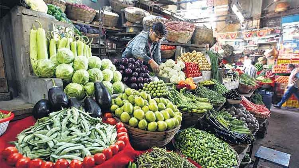 Market Price Kolhapur : कोथिंबिरीची पेंढी ४० रुपयांना, लोणच्याच्या ...