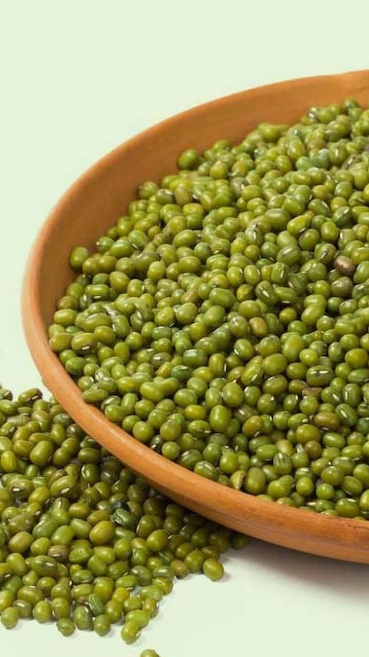 Moong Benefits : मुबलक पोषक तत्वे असलेल्या मुग डाळीचे फायदेच फायदे ...