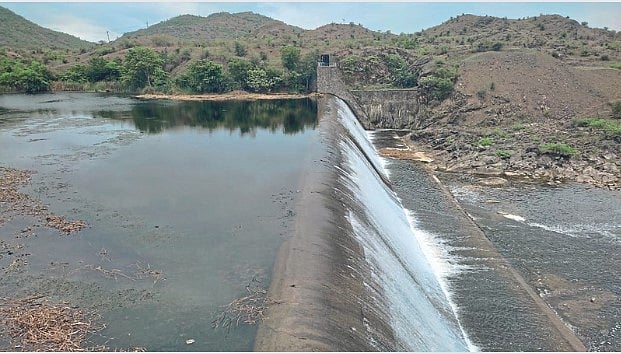 Water Storage । शिराळा तालुक्यातील ४७ पाझर तलाव पूर्ण क्षमतेने भरले ...