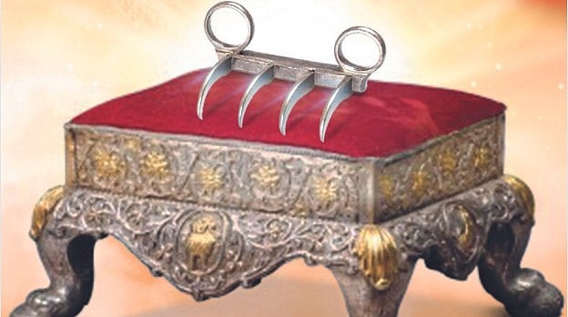 Wagh Nakh Weapon । प्रदर्शनात शनिवारपासून पाहता येणार वाघनखे । Wagh ...