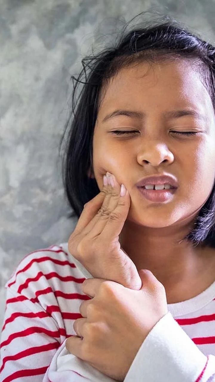 Toothache|दातदुखीवर कशाला हवे महागडी औषधे? हा घरगुती उपाय करा दातदुखी ...