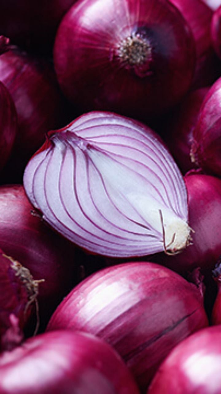 Onion Eating : उन्हाळ्यात थंडावा हवाय तर कांदा खा, लगेच जाणवेल फरक ...